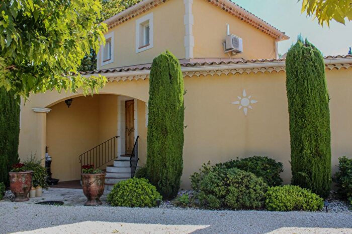 Maison à vendre - Althen-des-Paluds - 6 pièces - 5 chambres