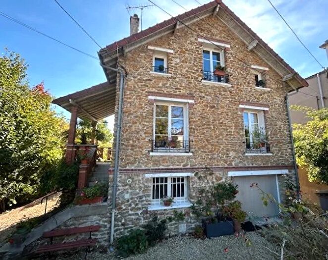 Maison à vendre - Tournan-en-Brie - 5 pièces - 4 chambres