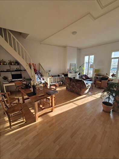 Appartement à louer - Saint Augustin, Tauzin, Alphonse Dupeux, Bordeaux - 4 pièces - 3 chambres