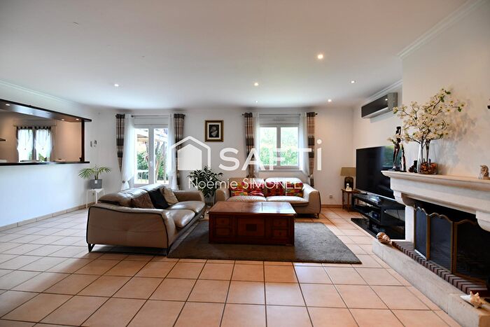 Maison 5 pièces à Morangis, à vendre