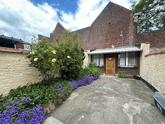 Maison 5 pièces à Faches-Thumesnil, à vendre