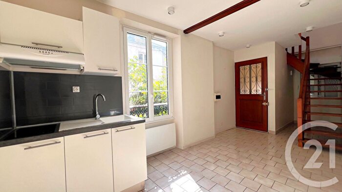 Maison 2 pièces à Étampes, Centre-Ville, à vendre