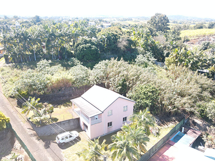 Le Tampon, Terrain Fleury, La Pointe : Maison 3 pièces à vendre