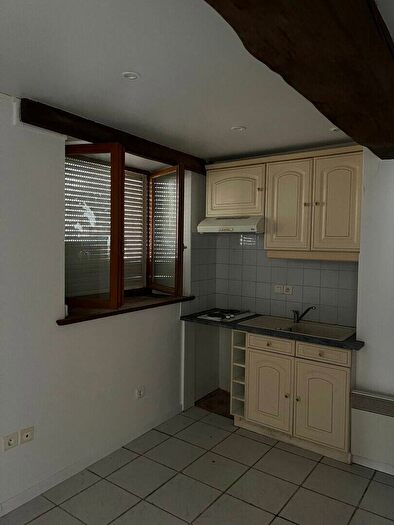 Appartement à louer - Centre, Château-Thierry - 1 pièce