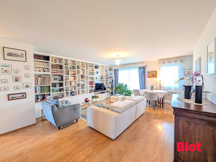 Appartement à vendre - Acigné - 4 pièces - 3 chambres