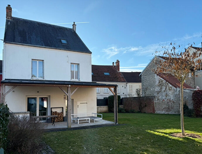 Maison à vendre - Coulommiers - 5 pièces - 3 chambres