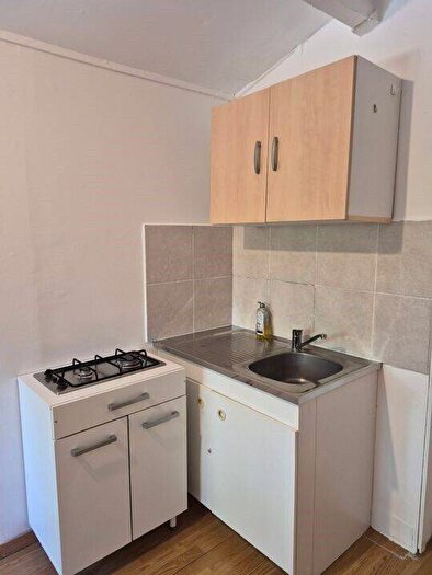Appartement 1 pièce à louer - Mas de la Capelière-Sambuc-Palunette-Saint Seren, Arles