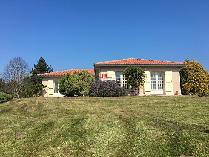 Plassac : Maison 5 pièces à vendre