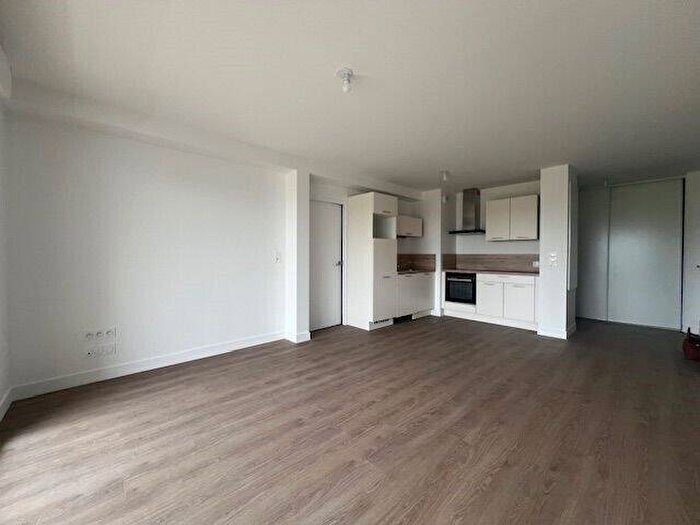 Appartement 3 pièces à Ploudalmézeau, à louer
