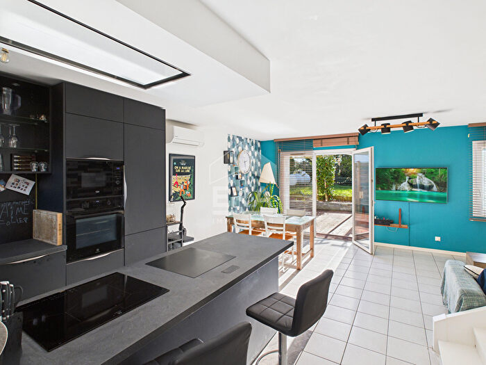 Maison à vendre - Ustaritz - 4 pièces - 3 chambres