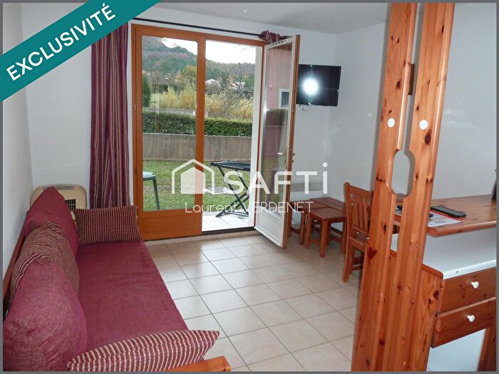 Montbrun-les-Bains : Appartement 2 pièces à vendre
