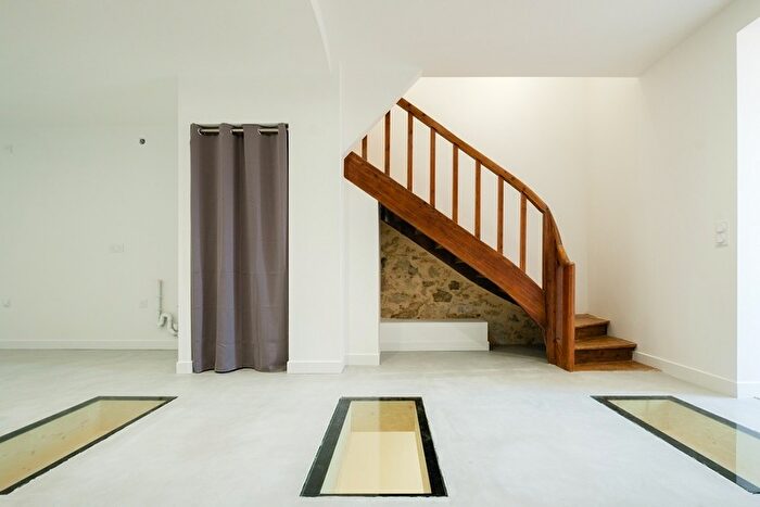 Maison à vendre - La Roche-sur-Yon, Pentagone, Pont-Morineau - 8 pièces - 5 chambres