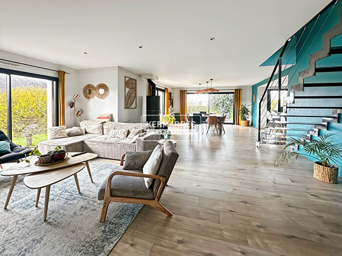 Maison à vendre - Gévezé - 6 pièces - 5 chambres