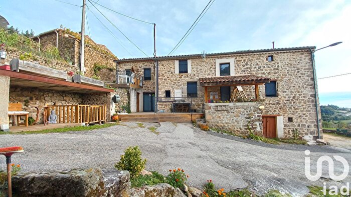 Maison à vendre - Saint-Julien-Molin-Molette - 7 pièces - 5 chambres