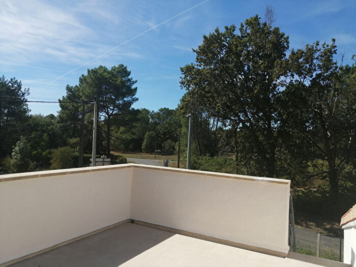 Maison 4 pièces à louer à Peujard