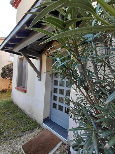 Maison à vendre - Tain-lHermitage - 5 pièces - 4 chambres