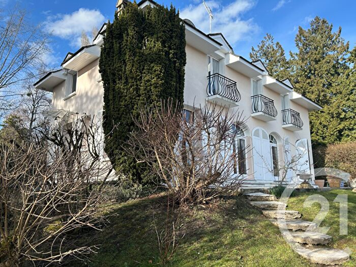 Maison 8 pièces à vendre - Samois-sur-Seine