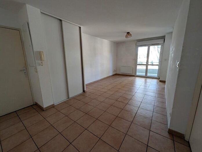 Appartement 2 pièces à Nîmes, Bir-Hakeim, à louer