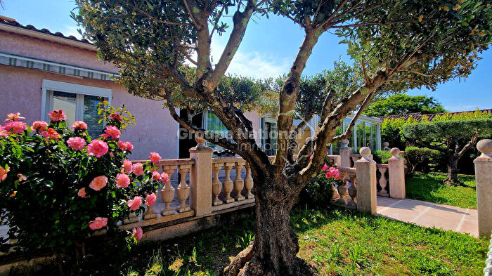 Maison à vendre - Bollène, Centre-ville - 5 pièces - 3 chambres