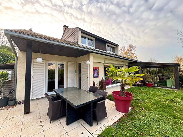 Maison à vendre - LIsle-Adam - 6 pièces - 4 chambres