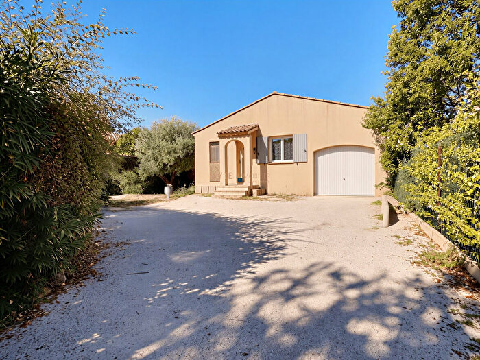 Trets : Maison 4 pièces à vendre