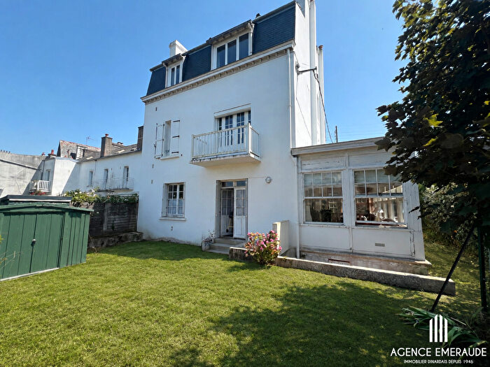 Appartement 4 pièces à Dinard, Saint-Enogat, Port Blanc, Pointe de la Roche Pelée, à vendre