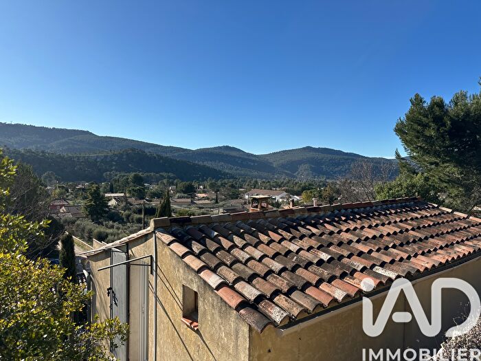 Maison à vendre - Cuges-les-Pins - 4 pièces - 3 chambres