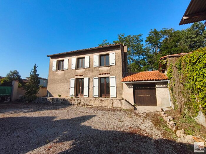 Asnières-sur-Nouère - Maison 5 pièces à vendre