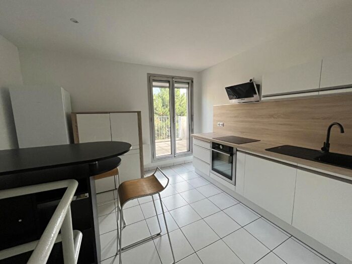 Appartement à louer - Grenoble, Gare - 2 pièces - 1 chambre