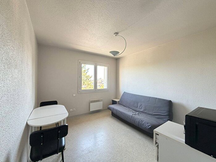 Amphitheatre, Rodez : Appartement 1 pièce à louer