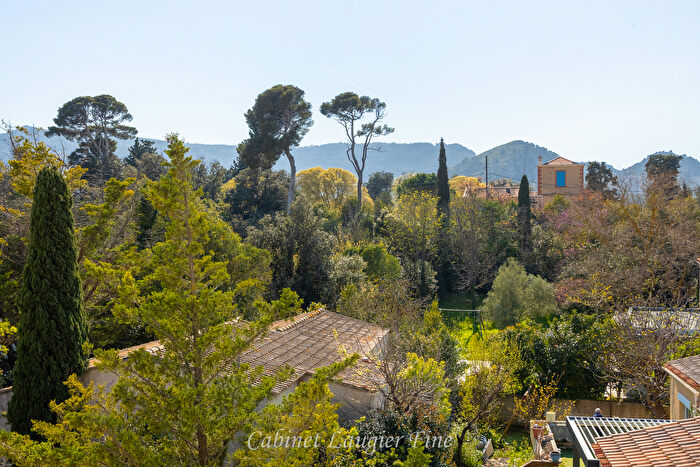 Appartement à vendre - Marseille e , Mazargues - 4 pièces - 3 chambres
