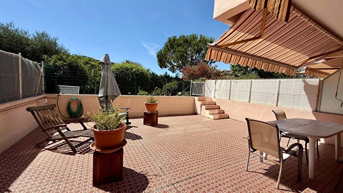 Antibes, Rastines, Super Antibes, Laval, La Fontonne : Appartement 2 pièces à vendre