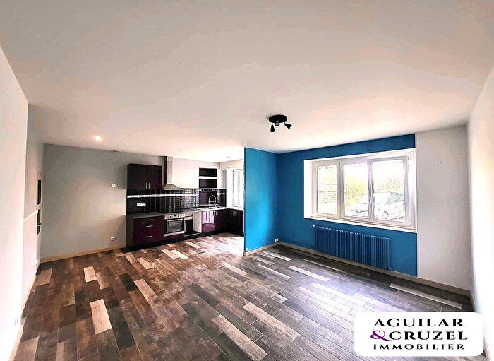 Maison à vendre - Plaimpied-Givaudins - 4 pièces - 3 chambres