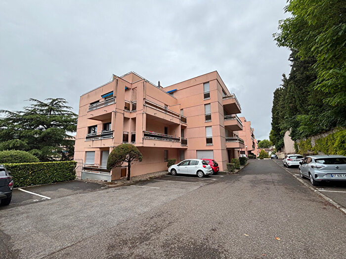 Appartement à vendre - Cahors, Centre-ville - 4 pièces - 3 chambres