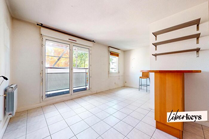 Villeurbanne, Perrallière - Appartement 1 pièce à vendre