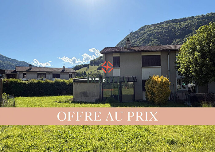 Maison 4 pièces à Morêtel-de-Mailles, à vendre