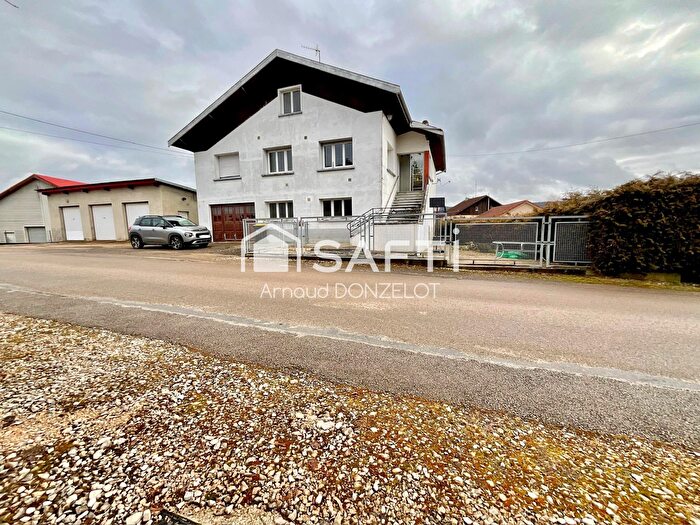 Maison à vendre - Pierrefontaine-les-Varans - 7 pièces - 4 chambres