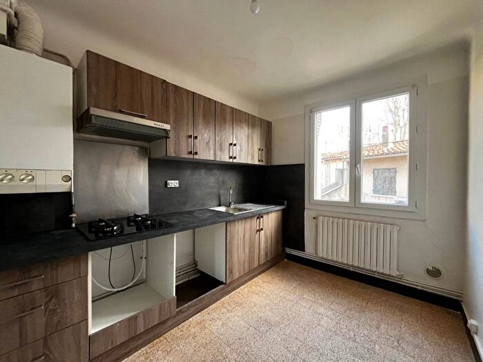 Appartement à louer - Montplaisir Nord, Arles - 3 pièces - 2 chambres