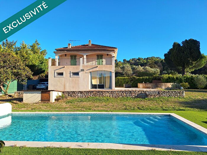 Maison à vendre - Mougins, Saint-Martin, Jylloue - 6 pièces - 4 chambres