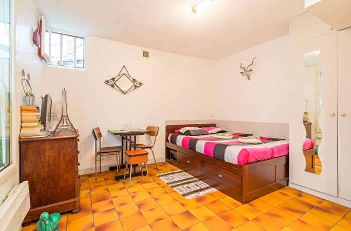 Appartement 1 pièce à Paris 10ème, Goncourt, Canal Saint-Martin, à louer
