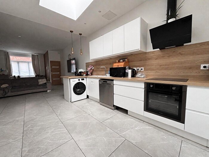 Roubaix, Sainte-Elisabeth : Maison 5 pièces à vendre