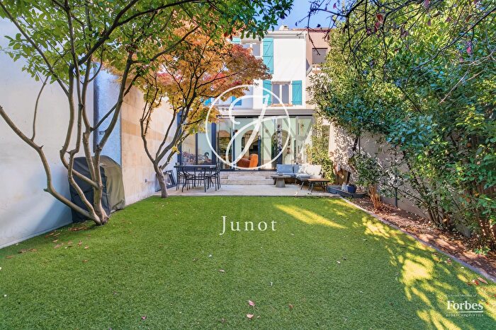 Maison 6 pièces à vendre - Suresnes