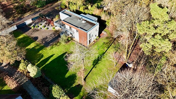 Maison à vendre - Trébrivan - 7 pièces - 4 chambres