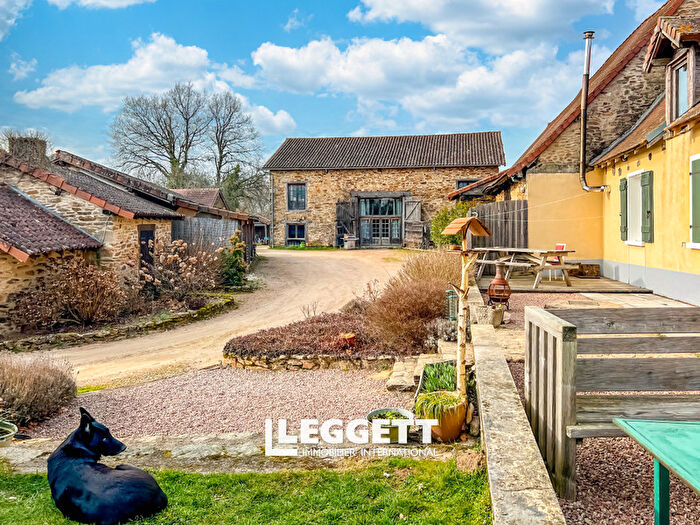 Maison à vendre - Mialet - 11 pièces - 8 chambres