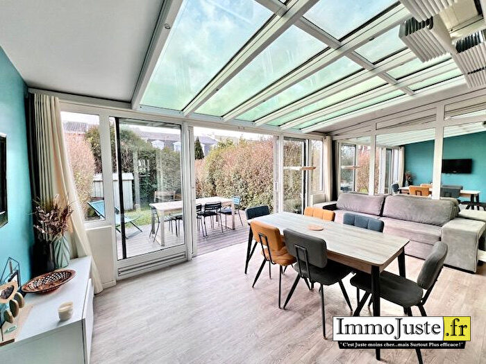 Maison à vendre - Élancourt - 6 pièces - 3 chambres