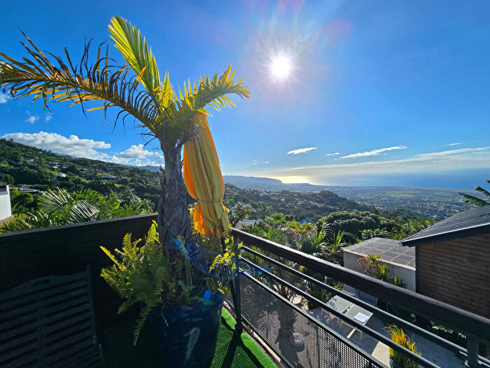 Maison 9 pièces à Sainte-Marie, Beaumont, Piton Cailloux, à vendre