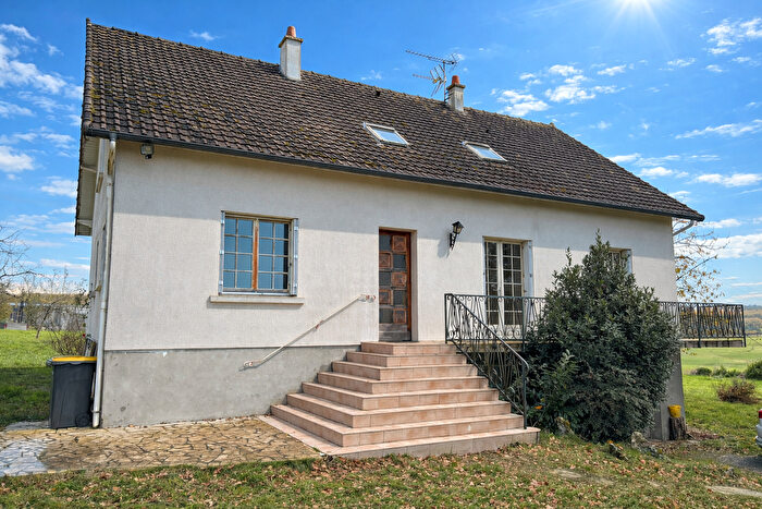 Maison à vendre - La Roche-Posay - 7 pièces - 5 chambres