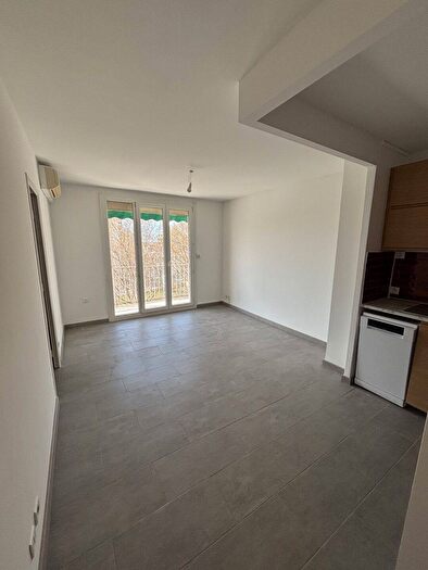 Appartement à louer - La Blancarde, Marseille ème arrondissement - 2 pièces - 1 chambre