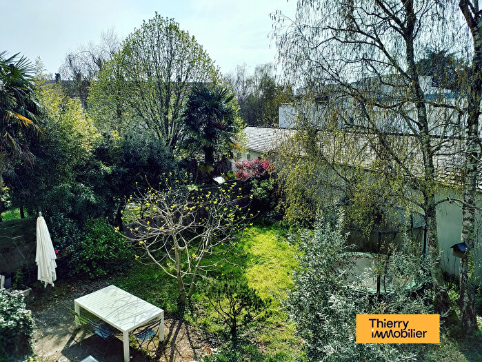 Maison à vendre - Nantes, Sainte-Thérèse, Rond-Point de Vannes - 8 pièces - 6 chambres