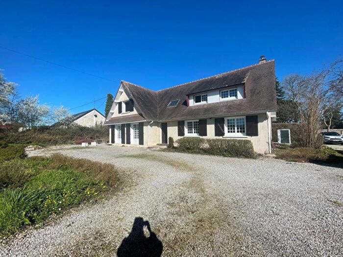 Maison à vendre - Liesville-sur-Douve - 8 pièces - 6 chambres